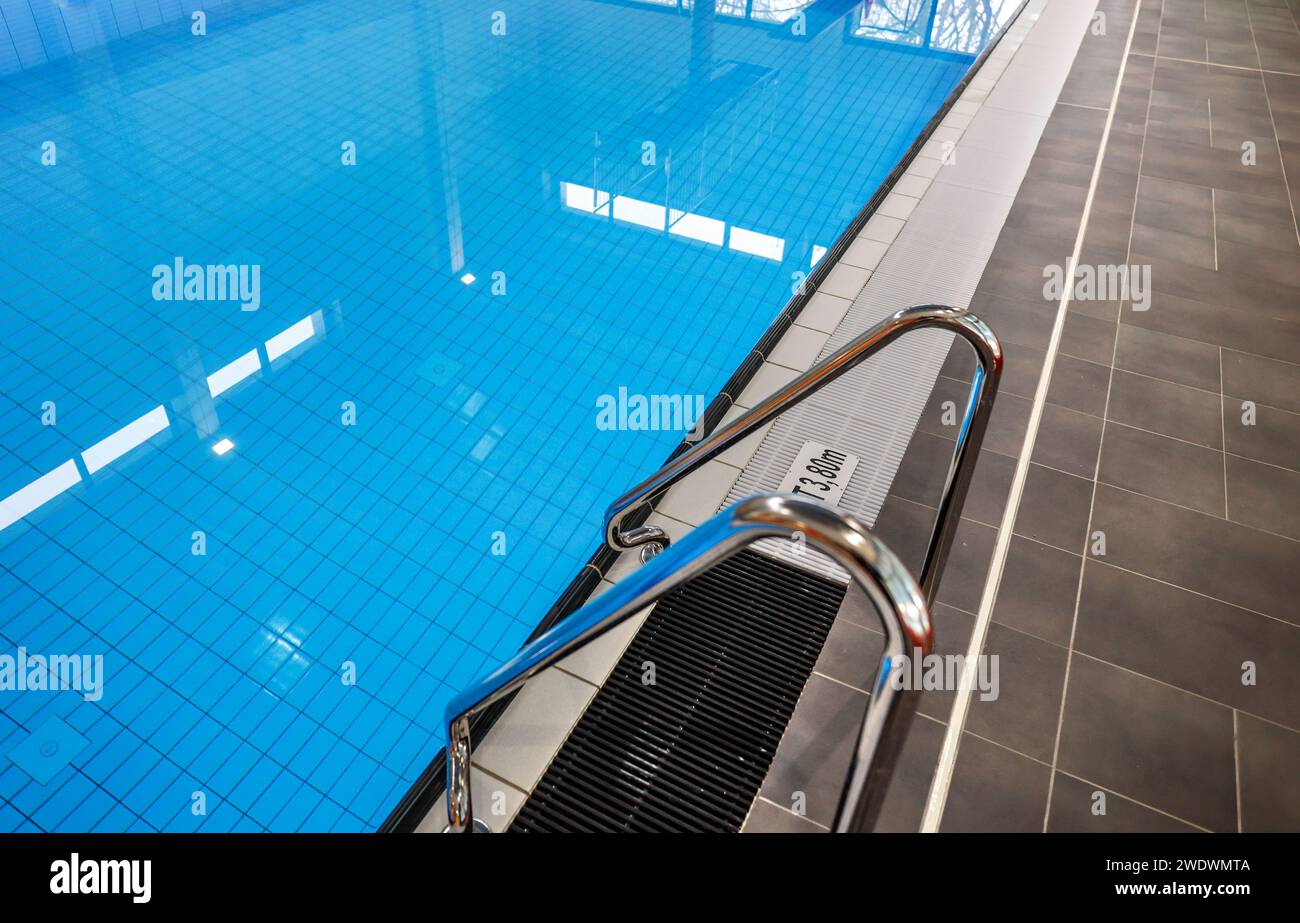 Berlin swimming pool stadtbad hi-res stock photography and images - Alamy