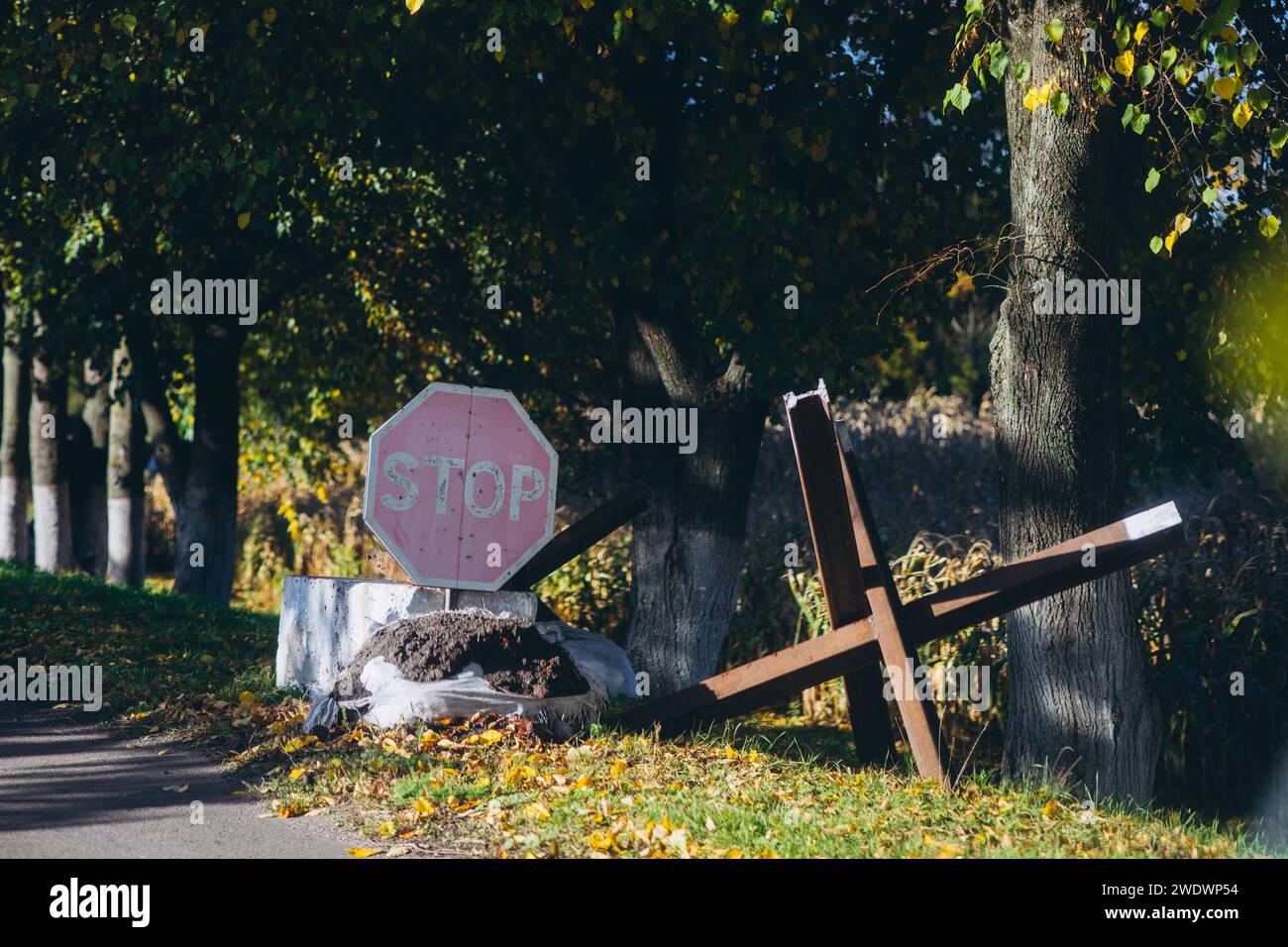 Octagonal tank hi-res stock photography and images - Alamy