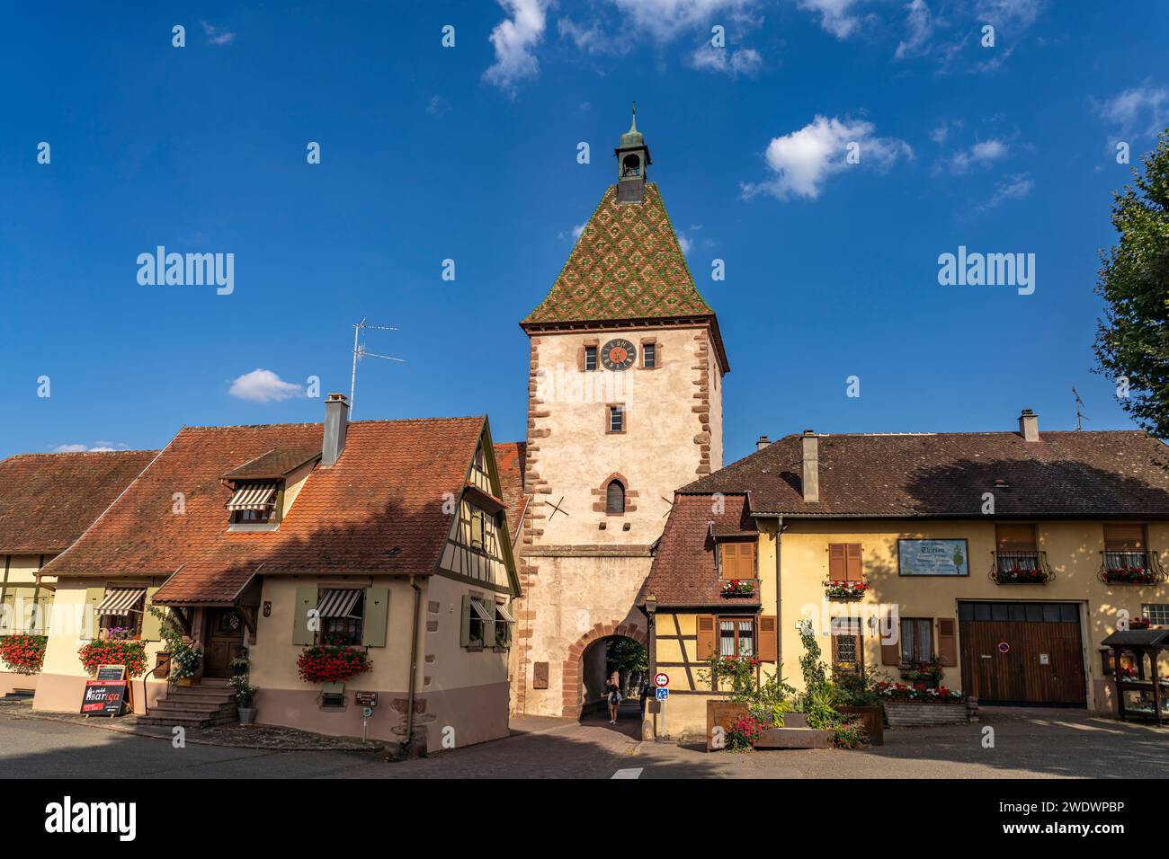 City gate Obertor in Bergheim, Alsace, France Stock Photo - Alamy