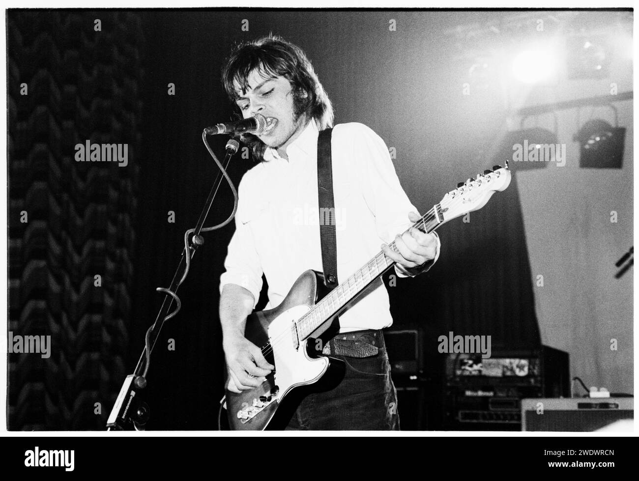 SUPERGRASS, BBC SOUND CITY, 1995: A young Gaz Coombes of Supergrass ...