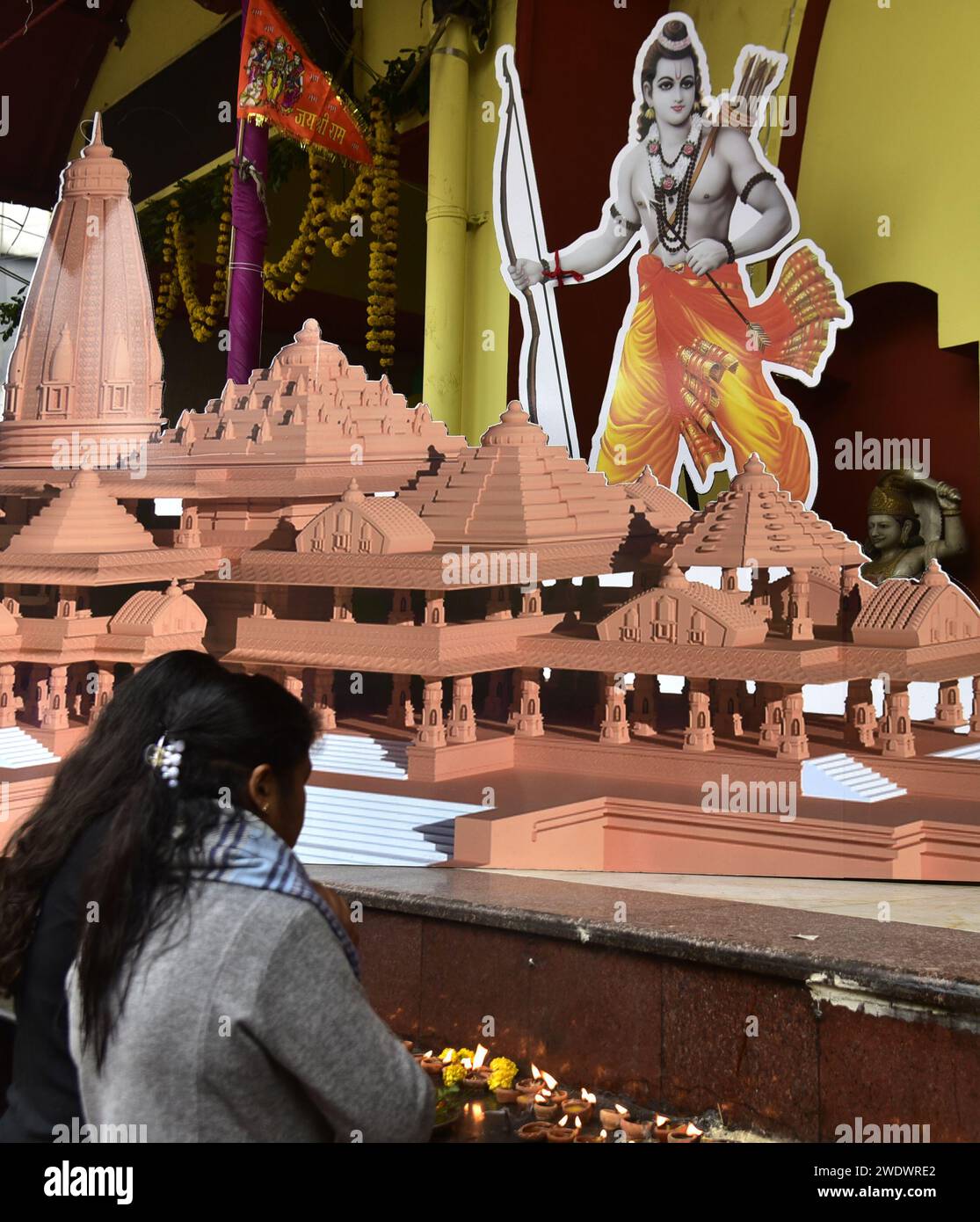 Guwahati, Guwahati, India. 22nd Jan, 2024. Devotees offer prayer to ...