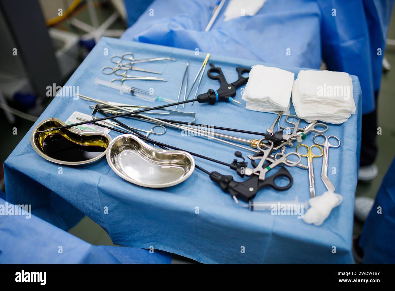 Tray sterile surgical instruments hi-res stock photography and images ...