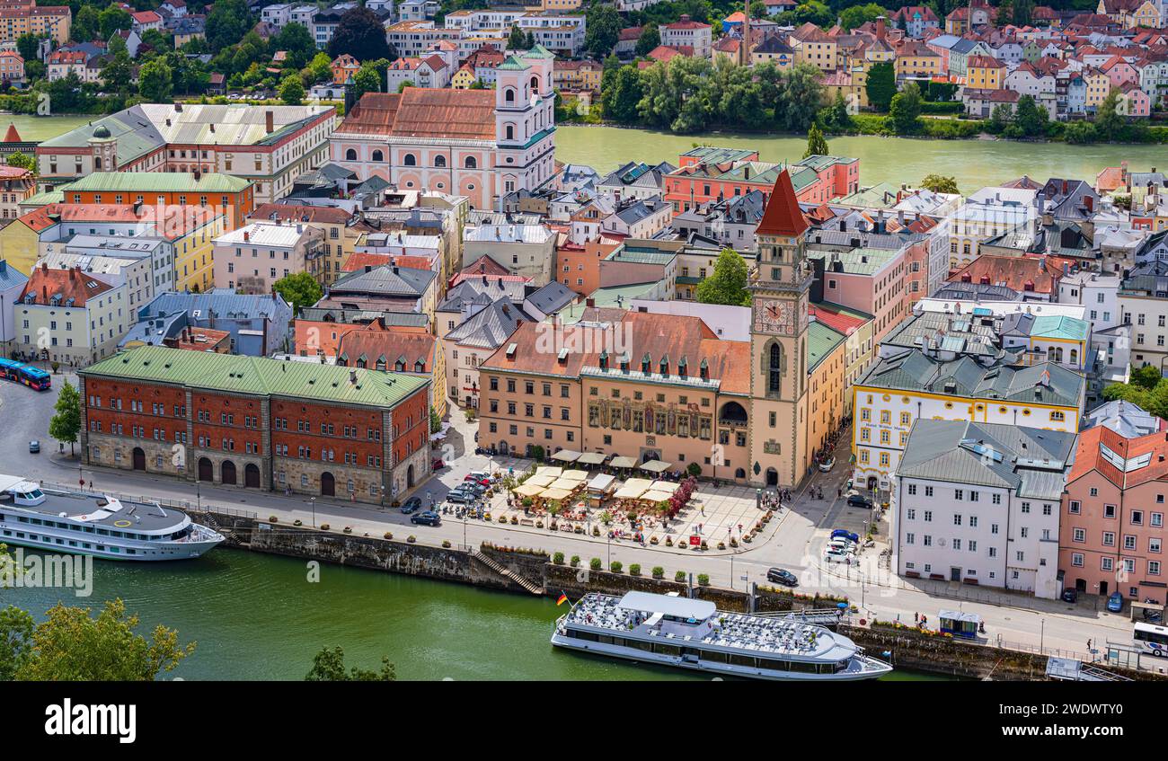 Passau old town hall rathausplatz hi-res stock photography and images ...