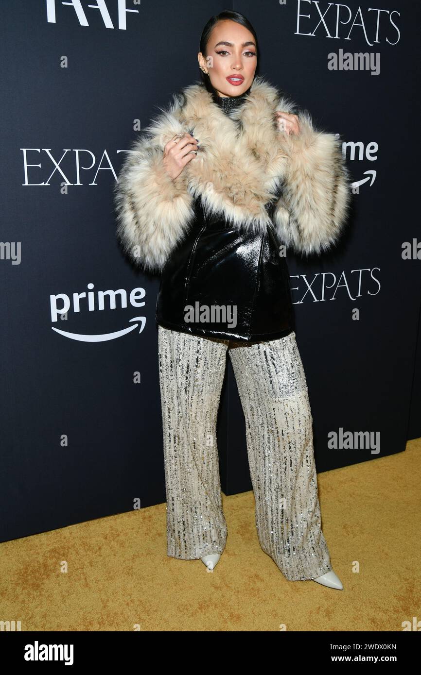 R’bonney gabriel hi-res stock photography and images - Alamy