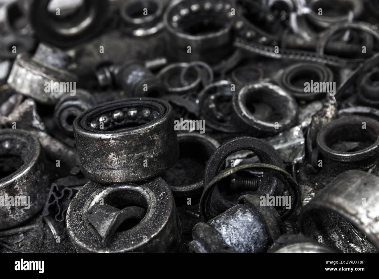 Engineering shop waste metal hi-res stock photography and images - Alamy