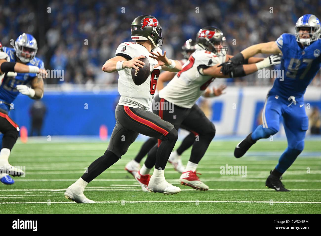 DETROIT, MI - JANUARY 21: Tampa Bay Buccaneers QB Baker Mayfield (6 ...