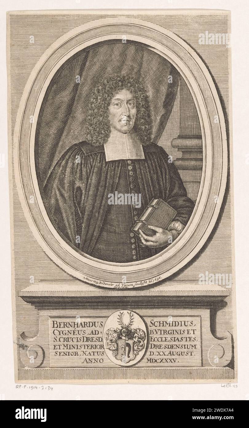 Portrait van Bernhard Schmidt, Moritz Bodenehr, 1695 print Dresden ...