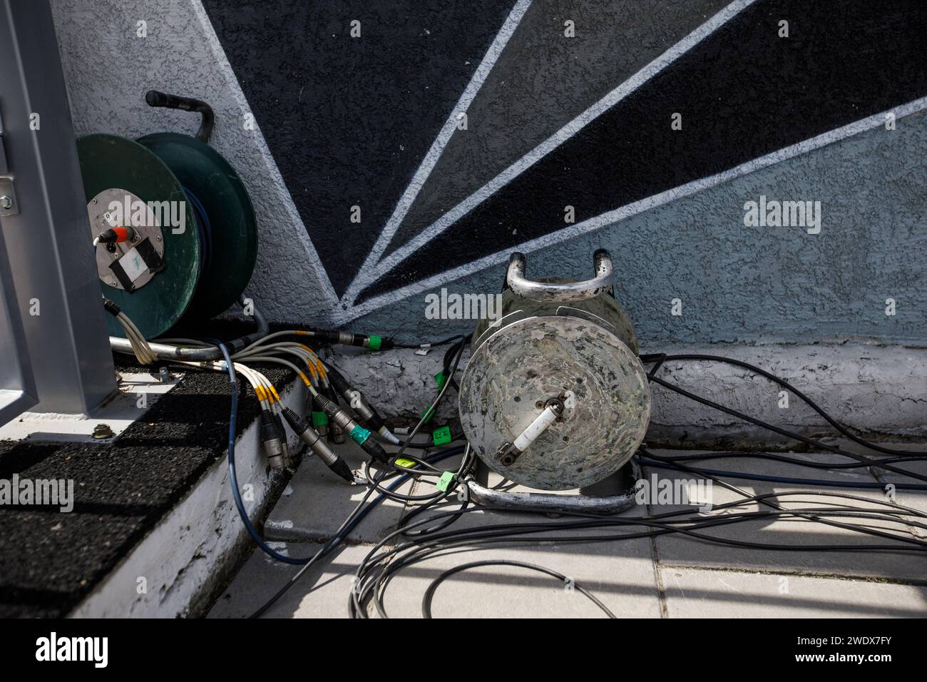 Roll electric extension cable hi-res stock photography and images - Alamy