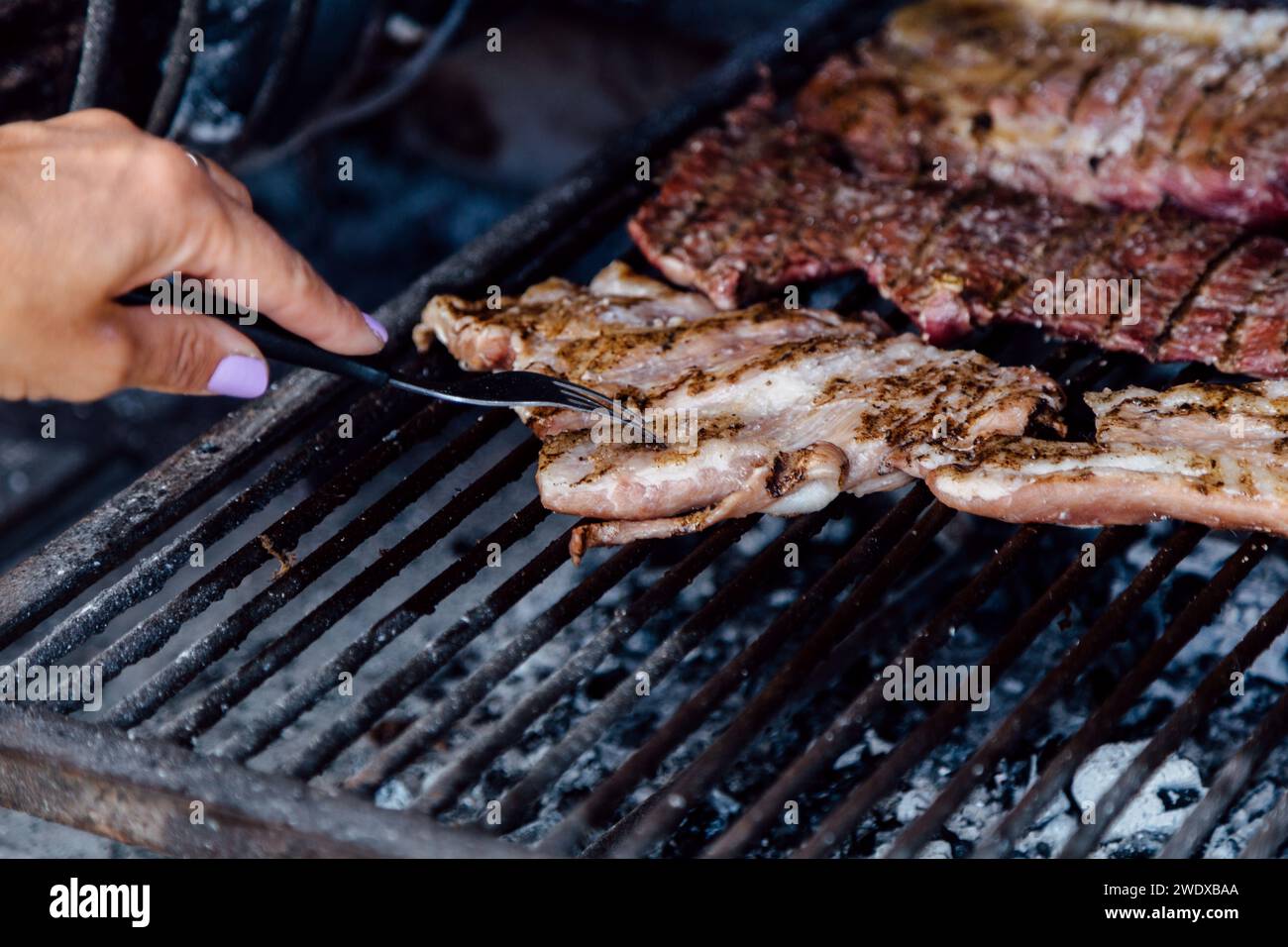Cook woman meat hi-res stock photography and images - Alamy