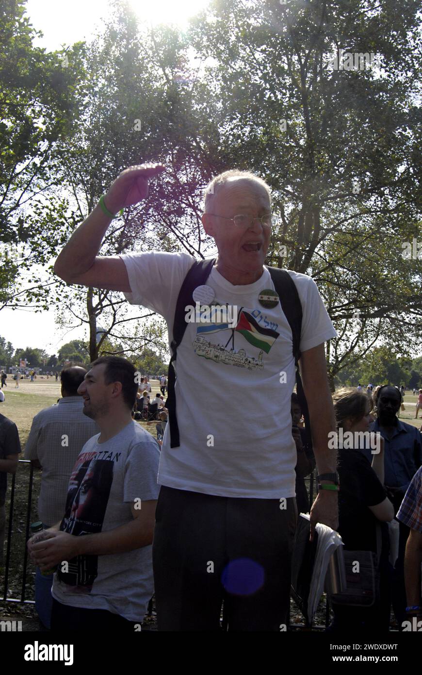 LONDON/ ENGLAND /UK Muslims,christians,jews and all nationalities ...