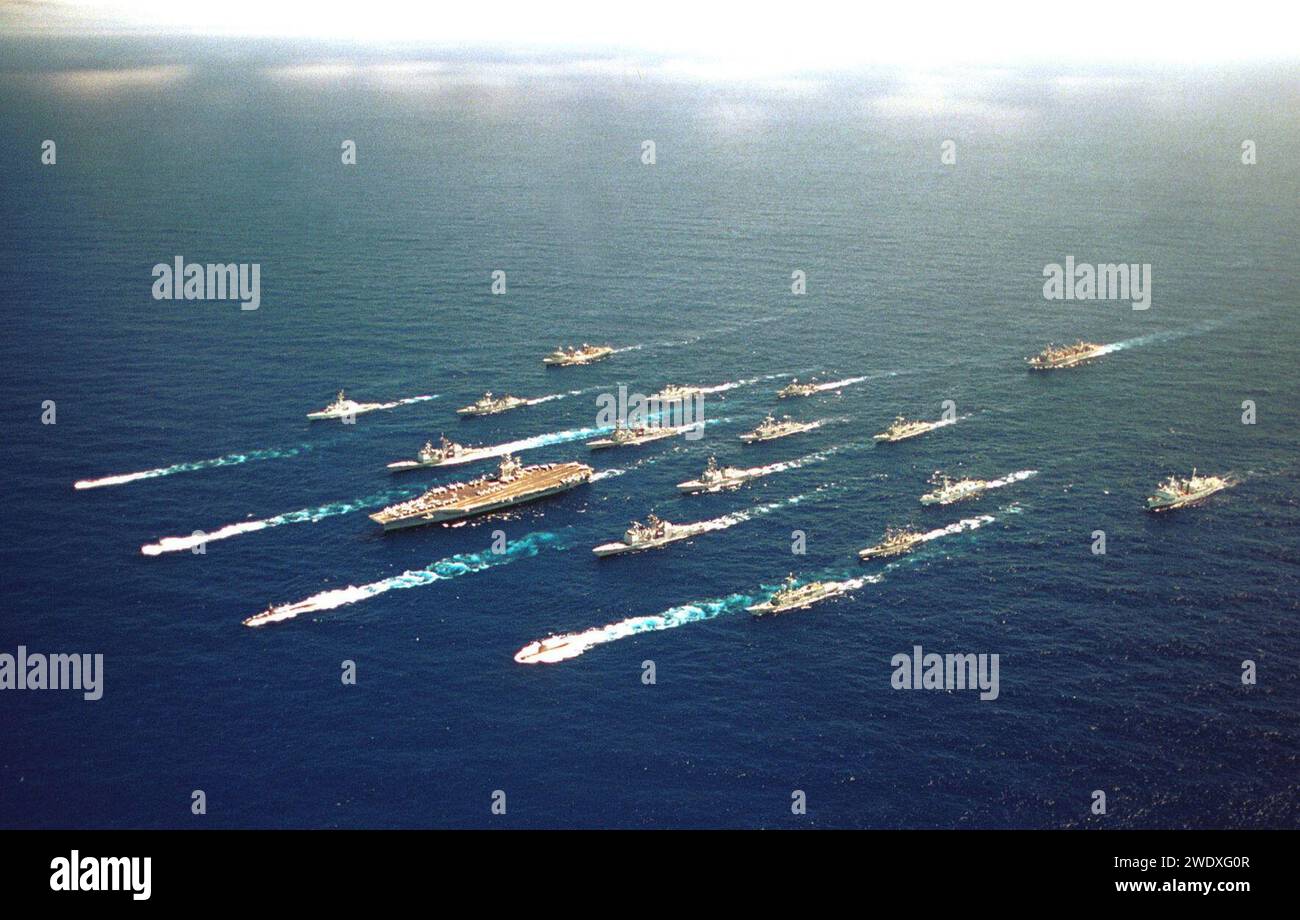 Battlegroup hi-res stock photography and images - Alamy
