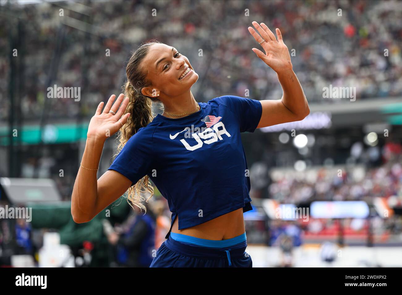 Anna hall 800m hi-res stock photography and images - Alamy