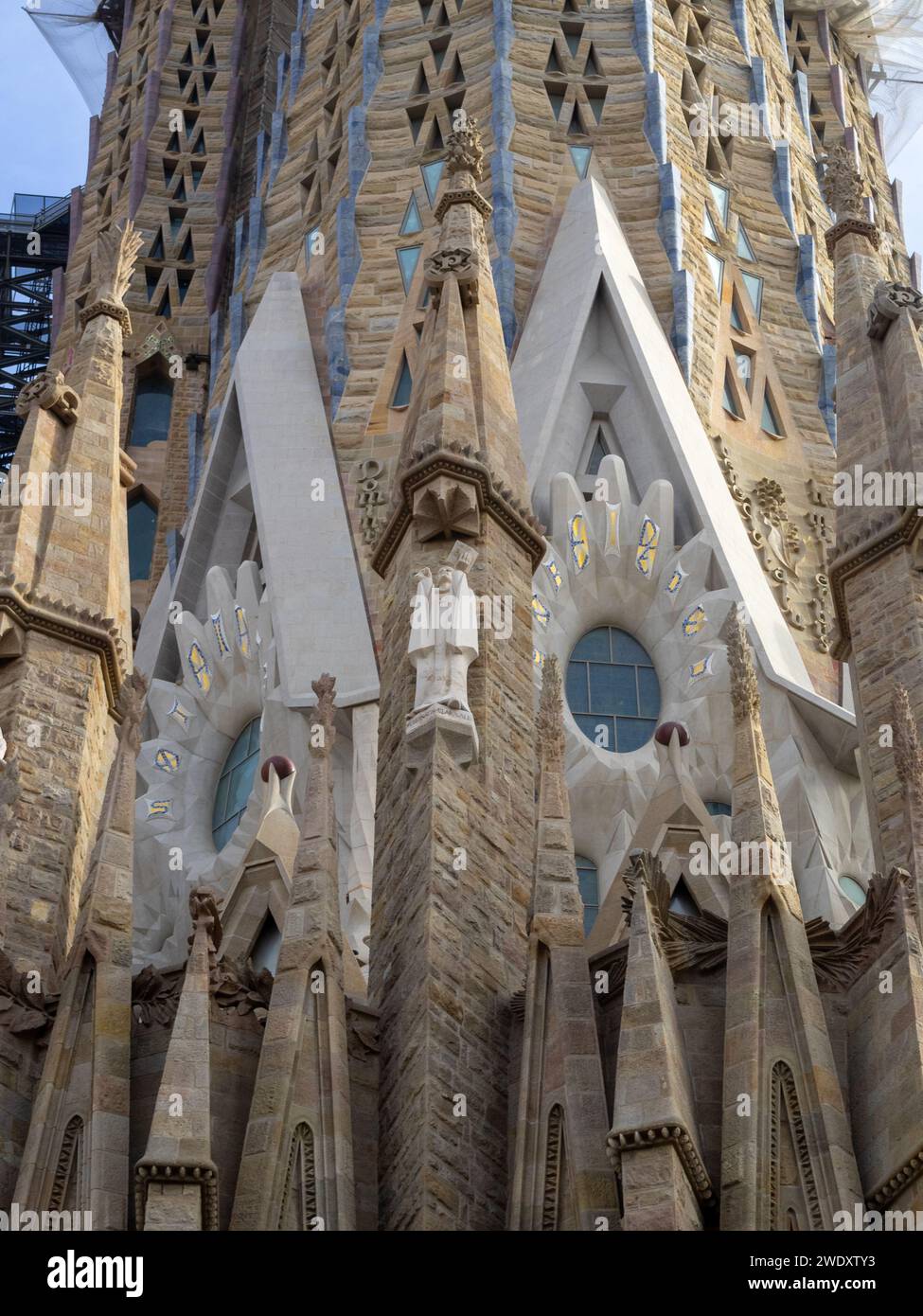 Facade of the apse of Sagrada Familia, Barcelona Stock Photo - Alamy