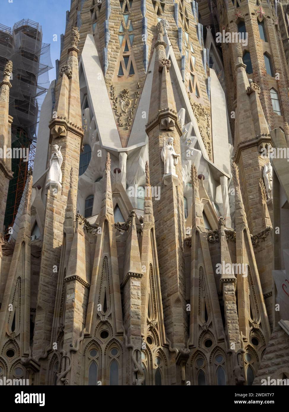 Templo de la sagrada familia de gaudi barcelona hi-res stock photography and images - Alamy