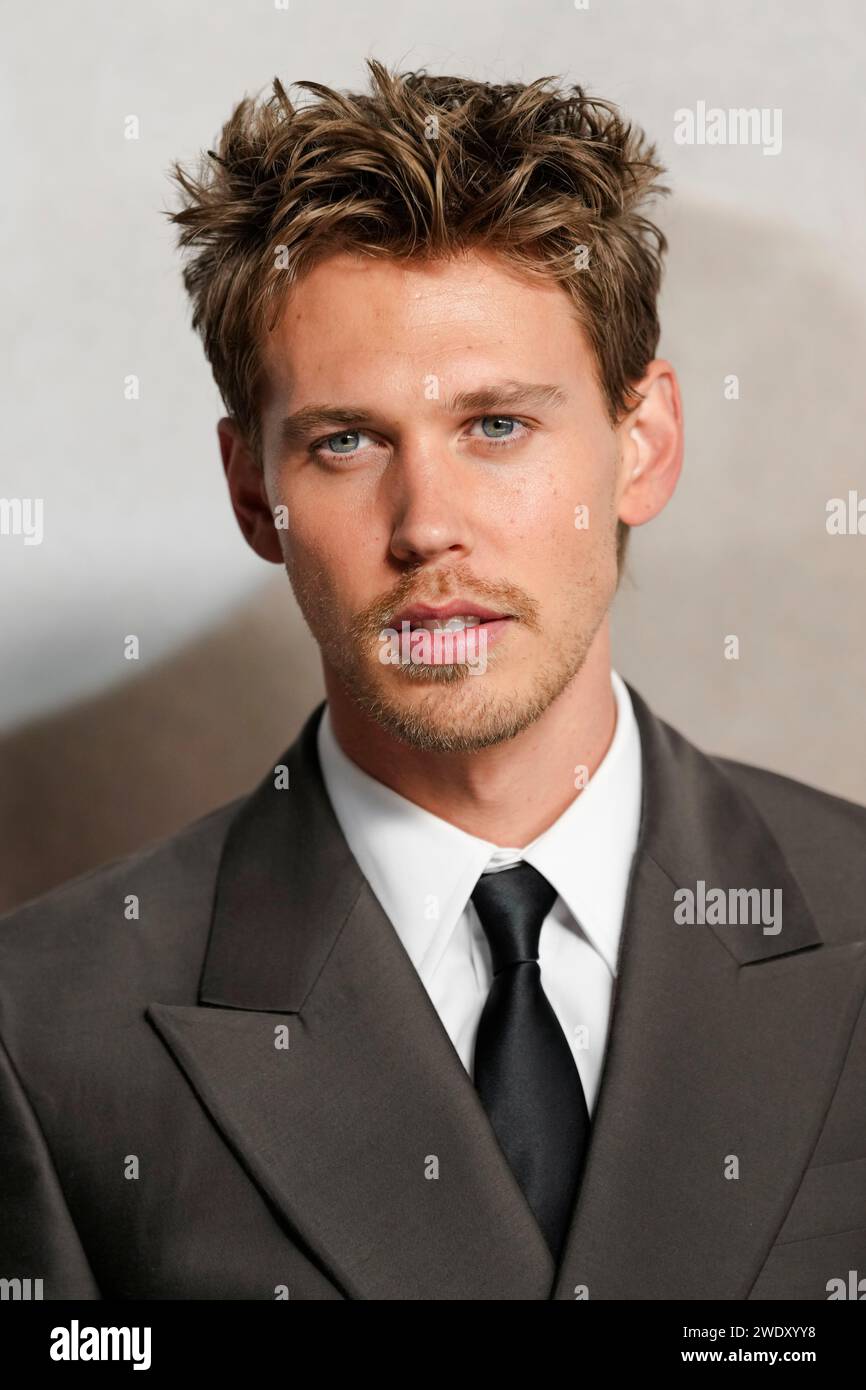 Austin Butler poses for photographers upon arrival at the UK premiere ...