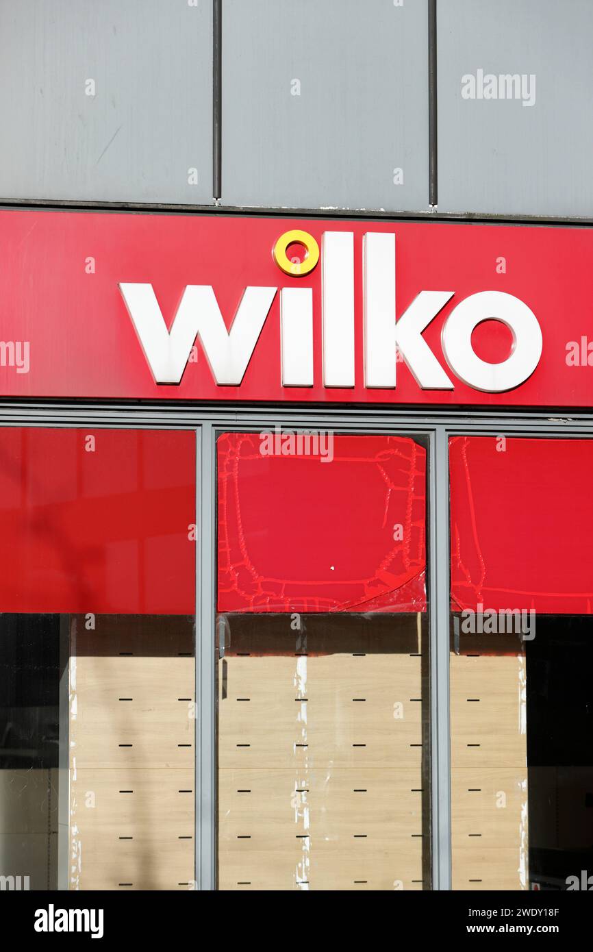 Empty wilko store hi-res stock photography and images - Alamy