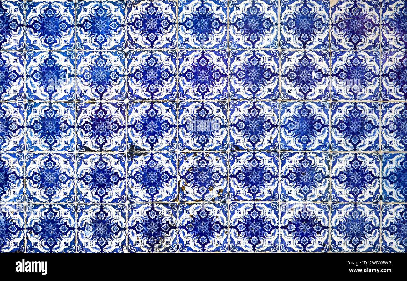 Lisbon, Portugal, tiles (azulejos) on a building wall Stock Photo - Alamy