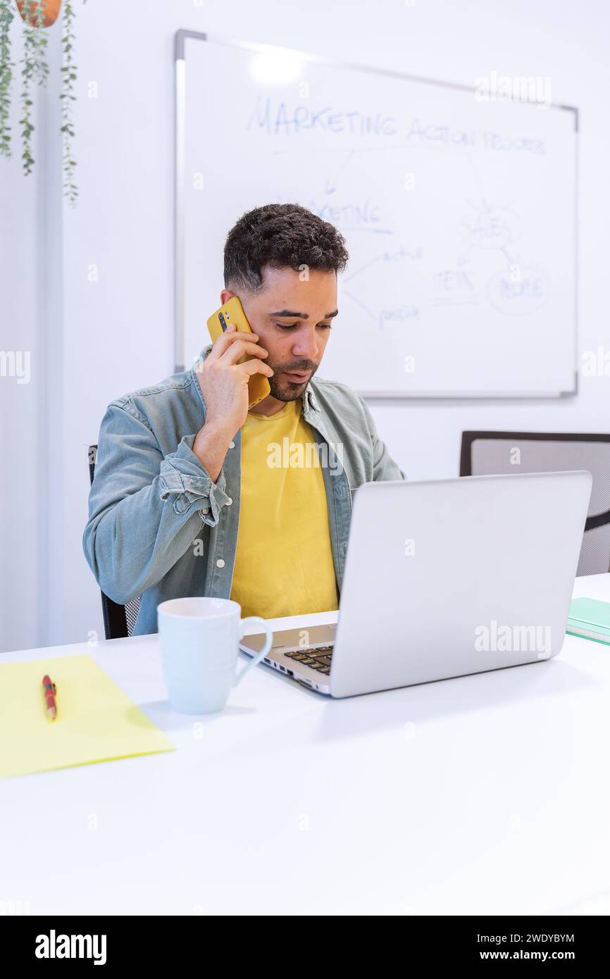 Workday essentials hi-res stock photography and images - Alamy