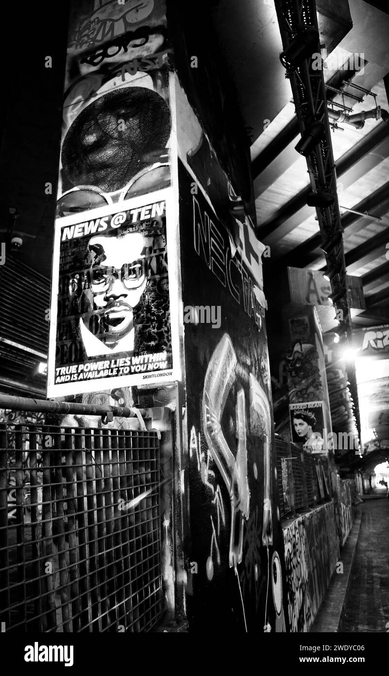 London youth street Black and White Stock Photos & Images - Alamy