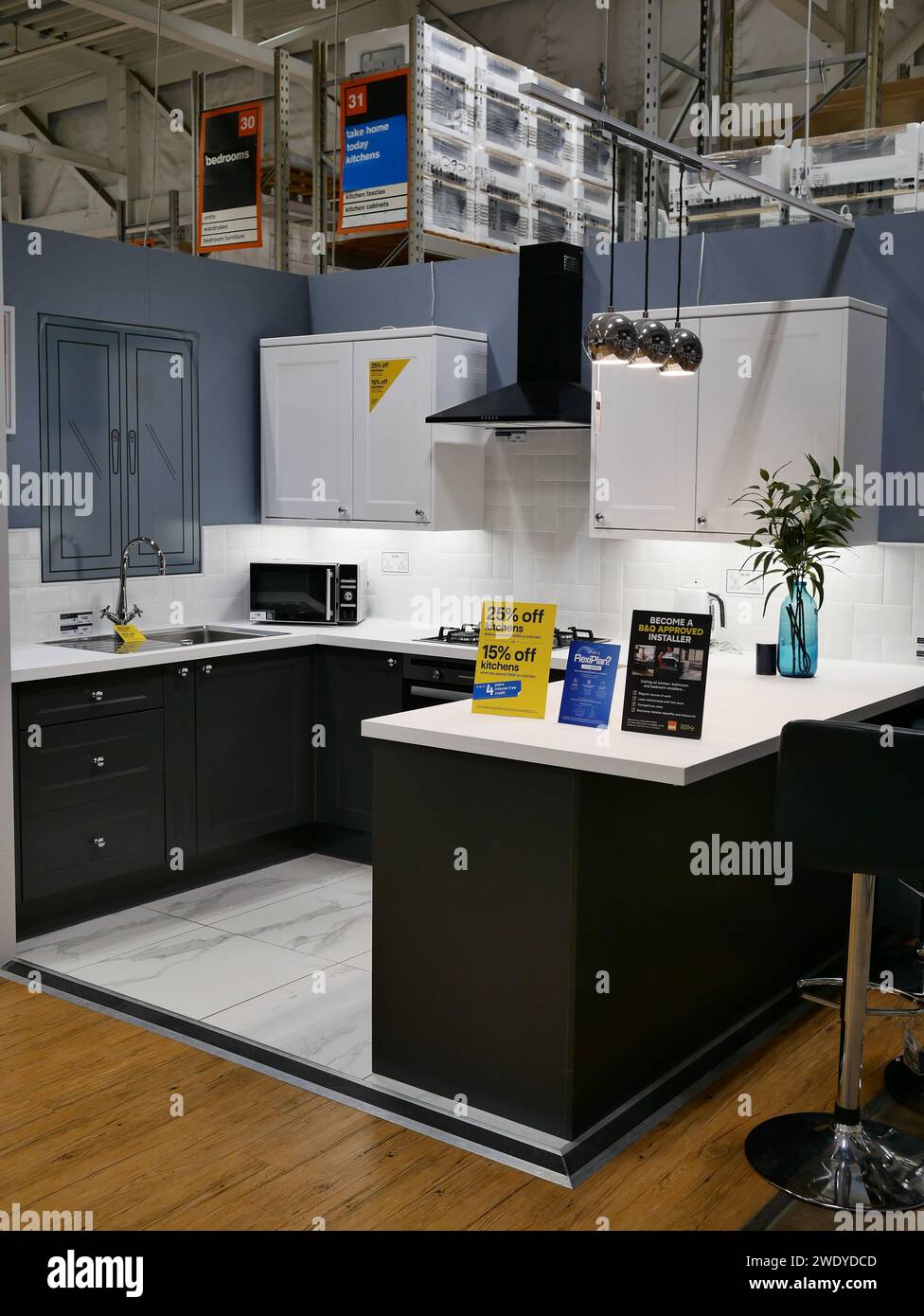 Diy show hi-res stock photography and images - Alamy