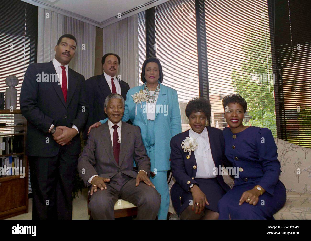 Dexter King with family and Nelson Mandela in Atlanta Stock Photo - Alamy