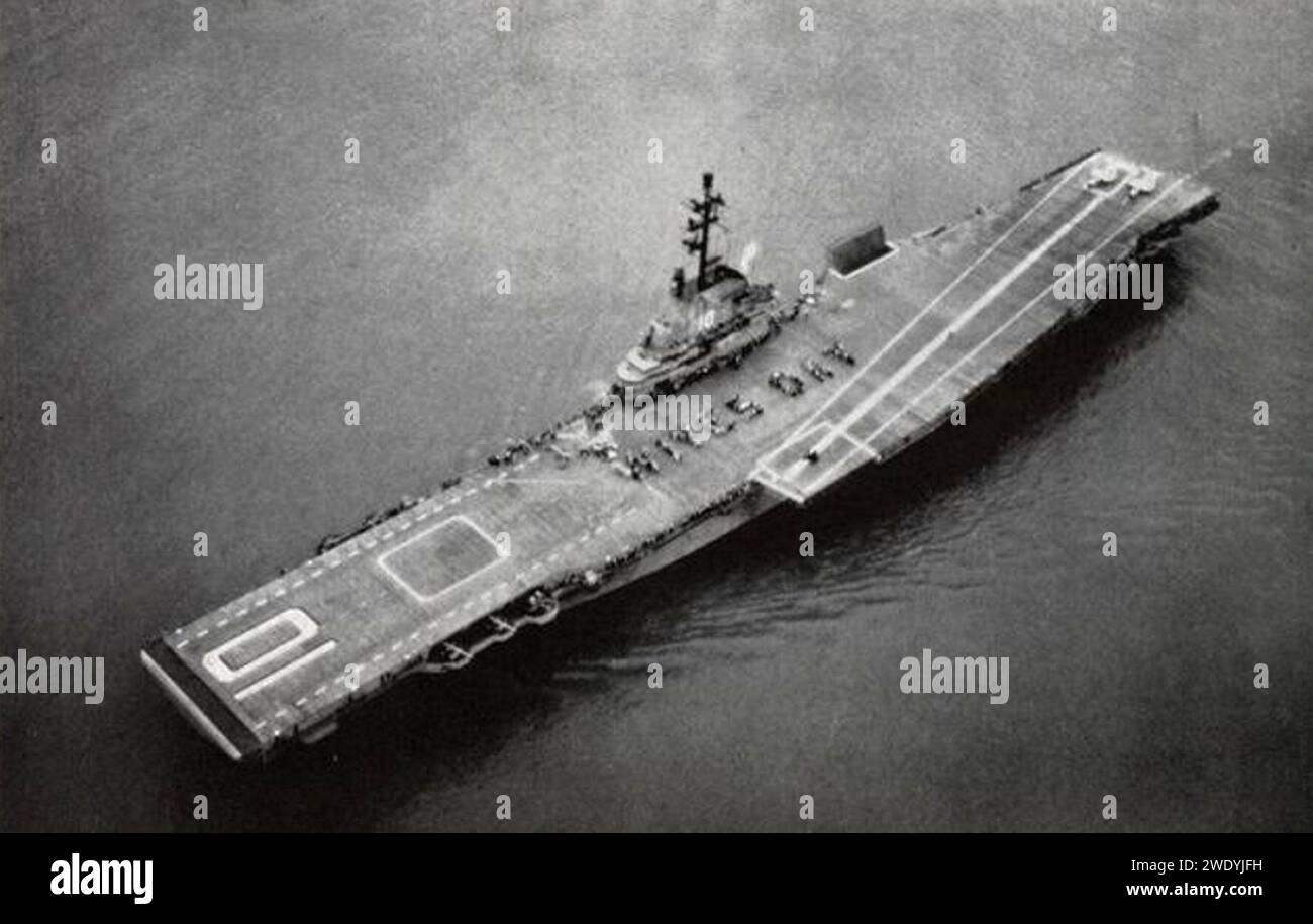 Aerial view of USS Yorktown (CVA-10), in 1956 Stock Photo - Alamy