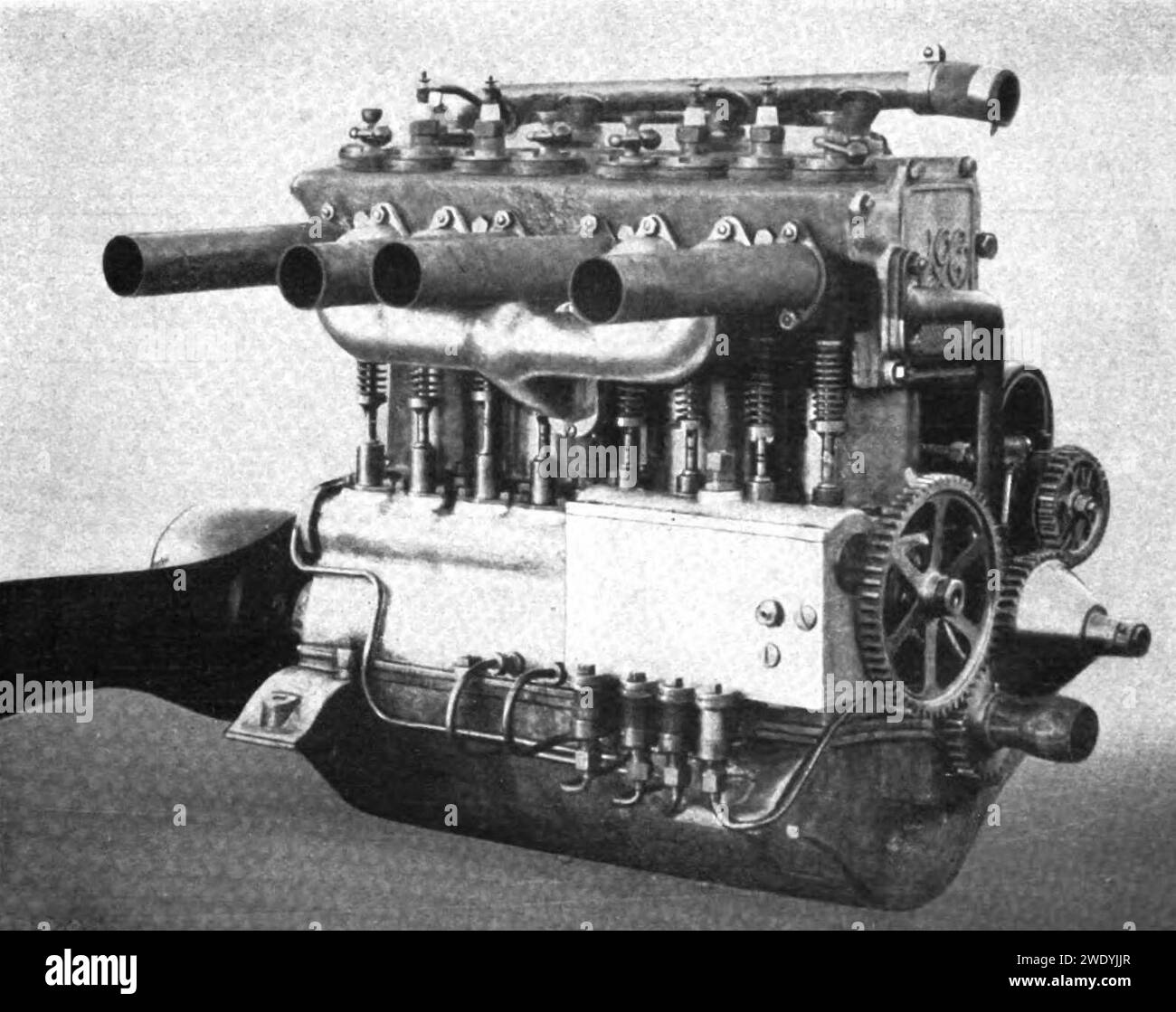 Aeromotor Gustav Otto A.G.O. 50 hp Stock Photo - Alamy