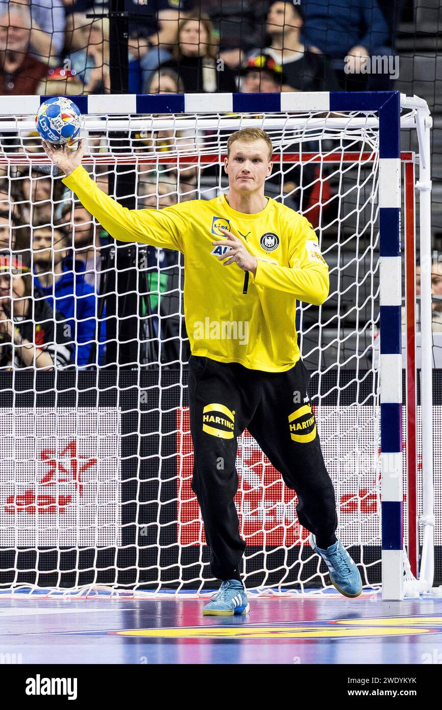 David Sp?th (Deutschland, #1) wirft MEN?S EHF EURO 2024: Deutschland ...