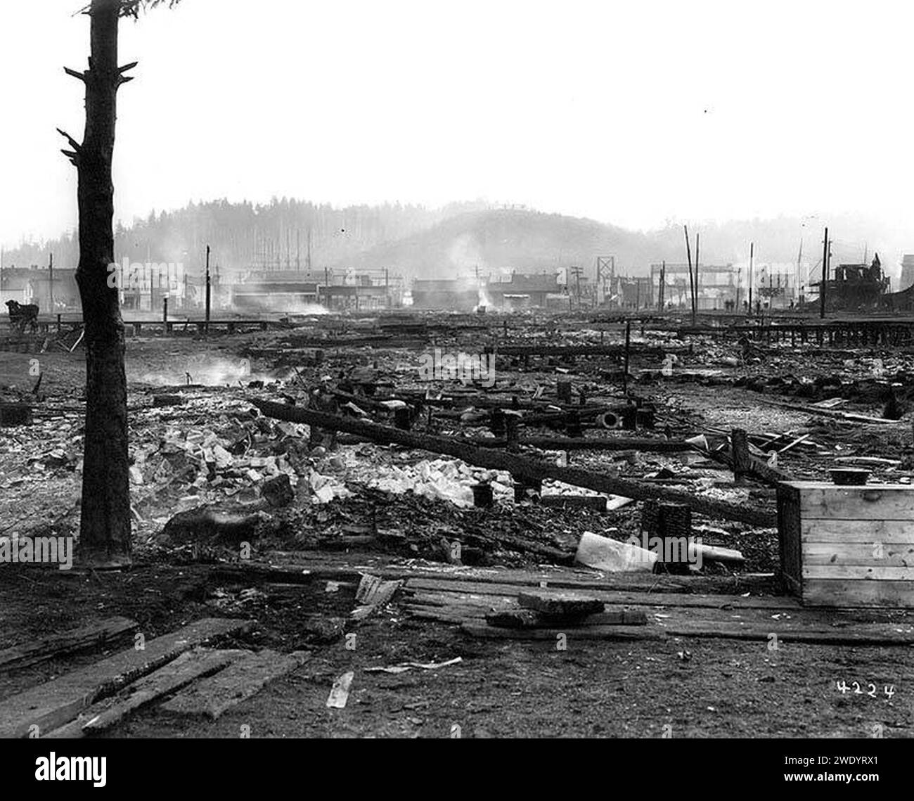 Aftermath of fire, Aberdeen, Oct 17, 1903 Stock Photo - Alamy