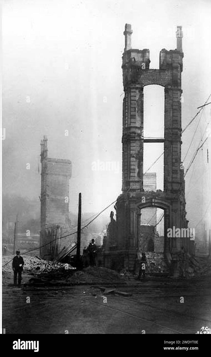 Aftermath of Seattle fire of June 6, 1889, showing ruins of Puget Sound ...