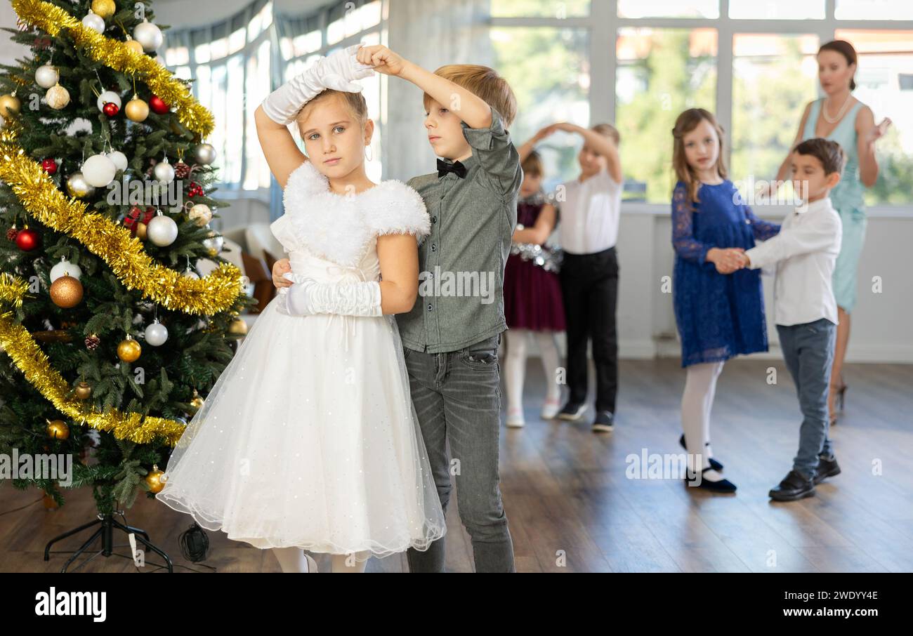Viennese waltz hi-res stock photography and images - Alamy