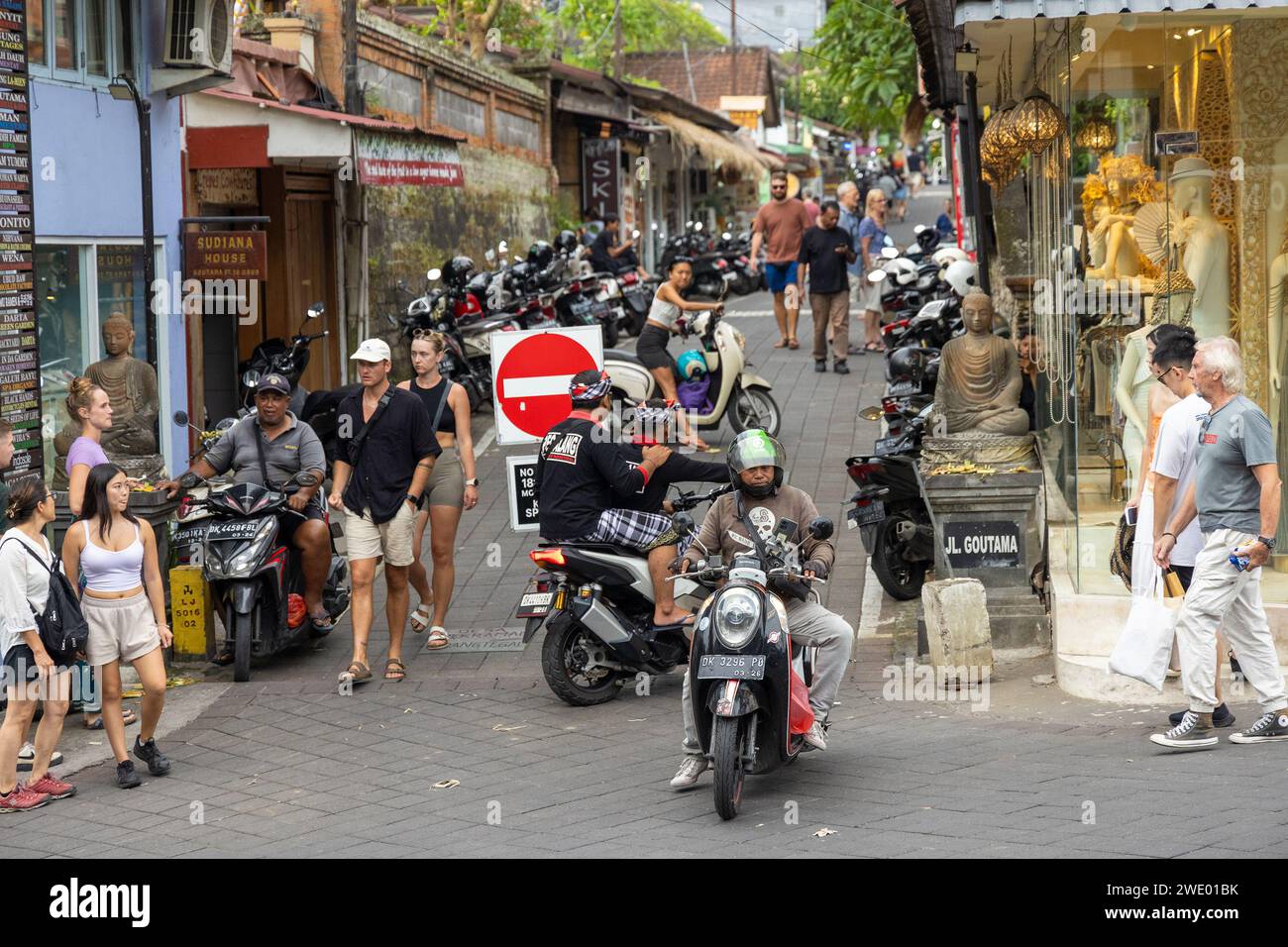 Streets in Ubud, Bali, Indonesia Stock Photo - Alamy