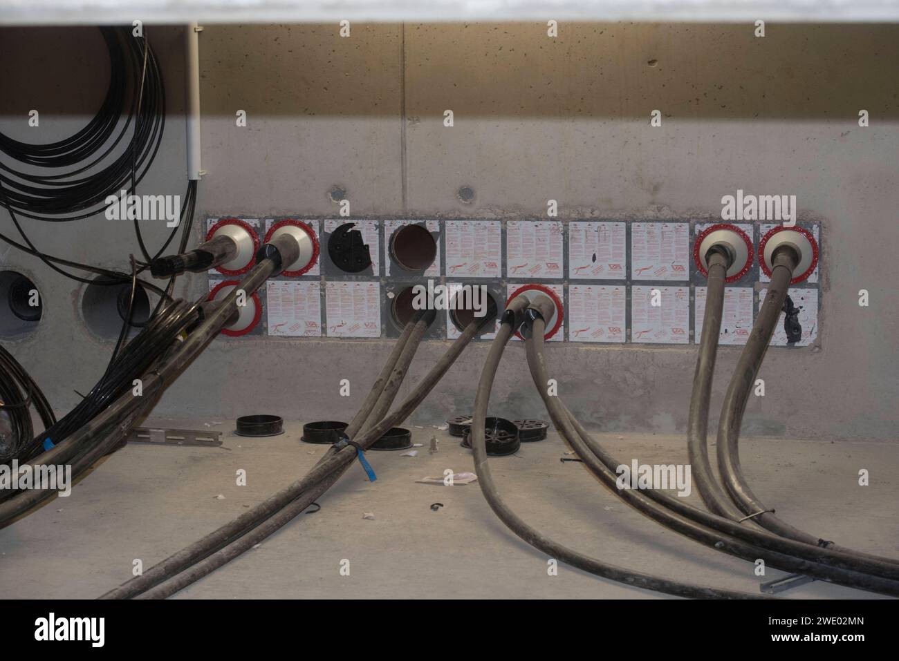 electrical current distributon by wire for energy electrical current ...
