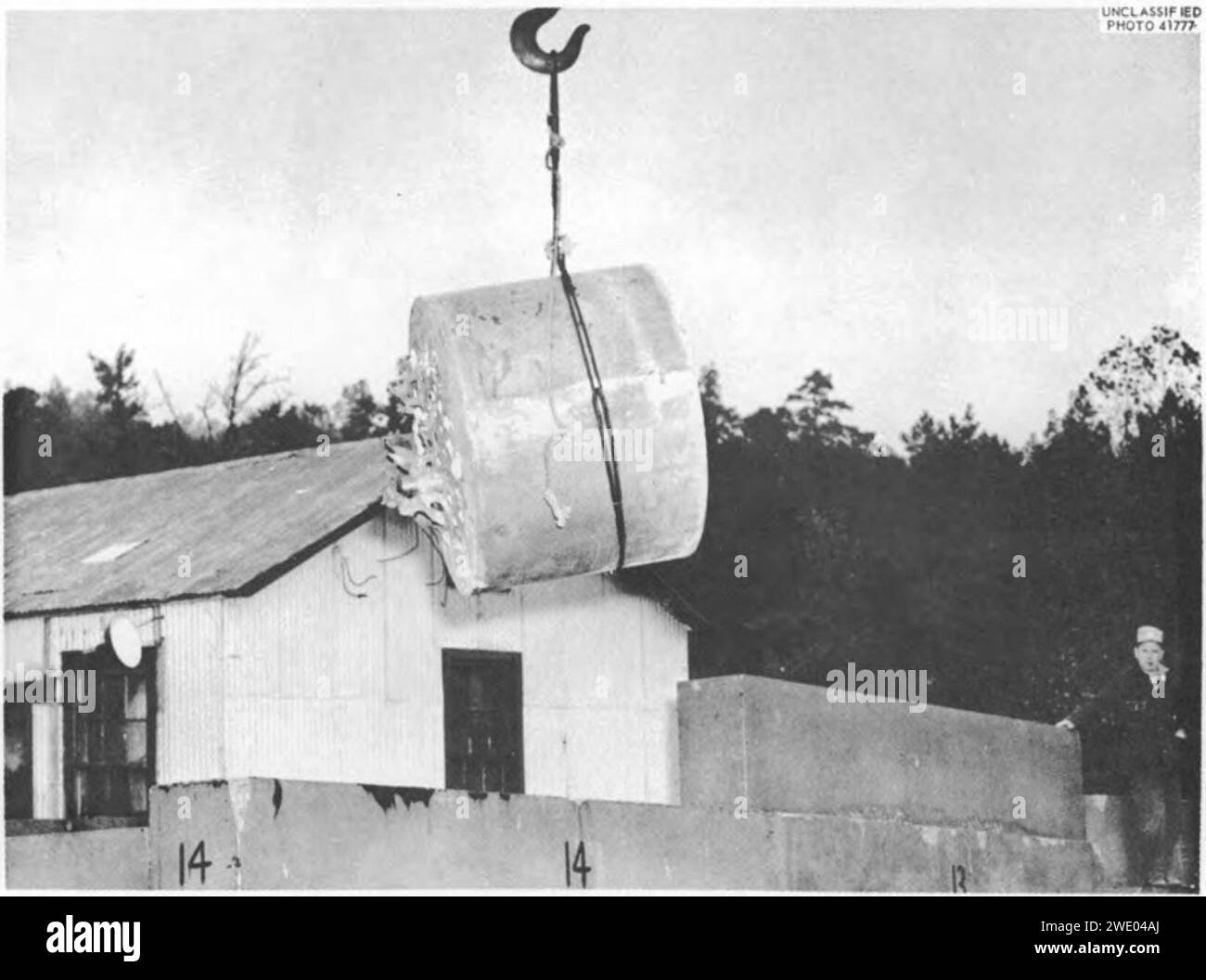 Aircraft Reactor Experiment moderator block decommissioning Stock Photo ...