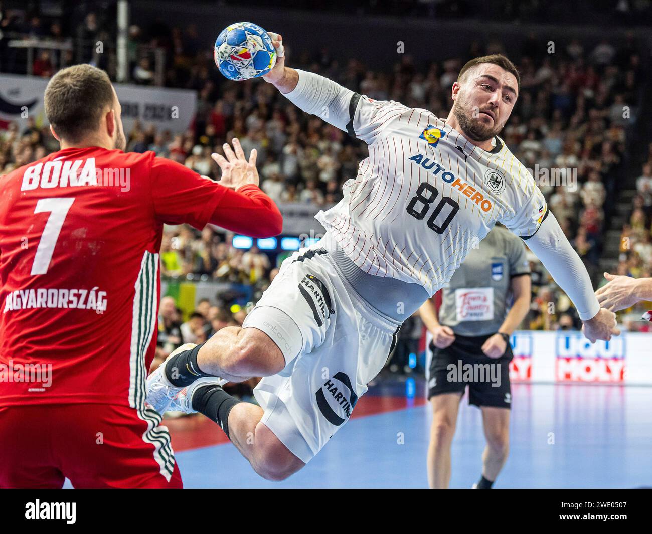 Handball em 2024 hi-res stock photography and images - Alamy