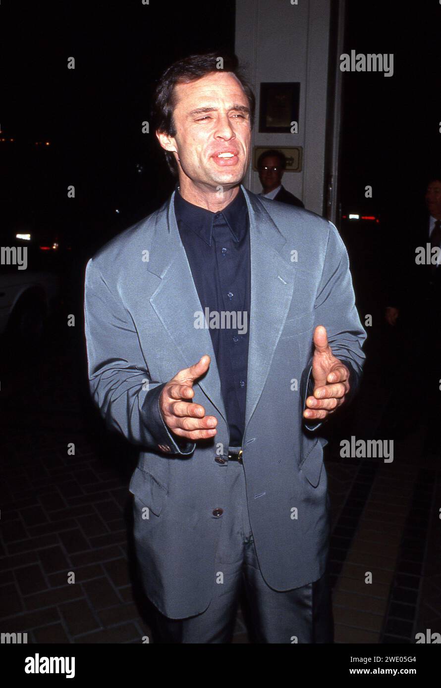 Joe Penny November 1993 Credit: Ralph Dominguez/MediaPunch Stock Photo - Alamy