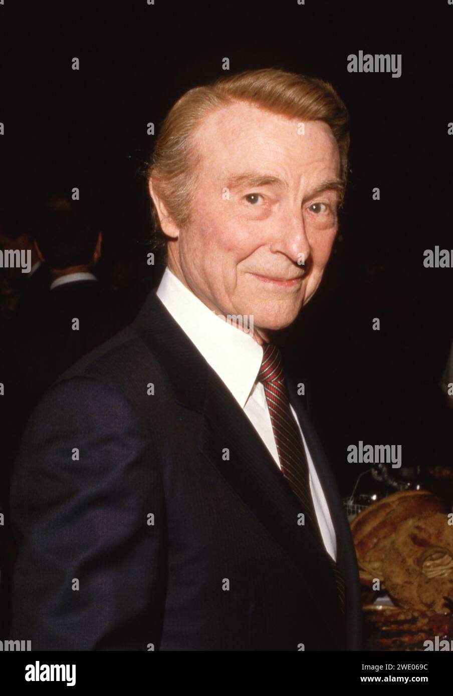 Opening 5th art hi-res stock photography and images - Alamy