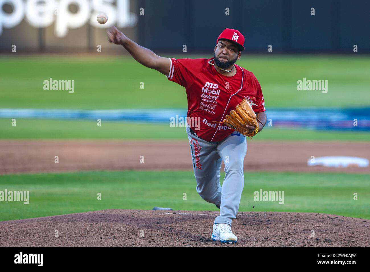 HERMOSILLO, MEXICO - JANUARY 21: Odrisamer Despaigne starting pitcher for Venados throws the ...