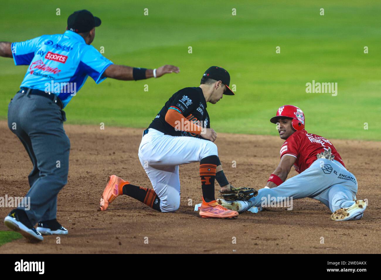 HERMOSILLO, MEXICO - JANUARY 21: Randy Romero of Venados arrives safely ...