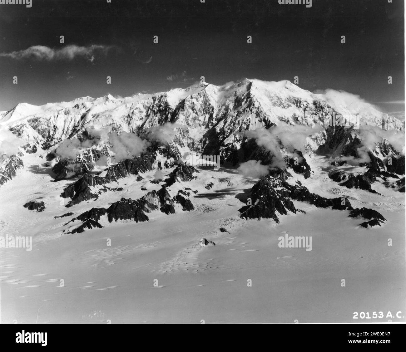 Katmai historical hi-res stock photography and images - Alamy