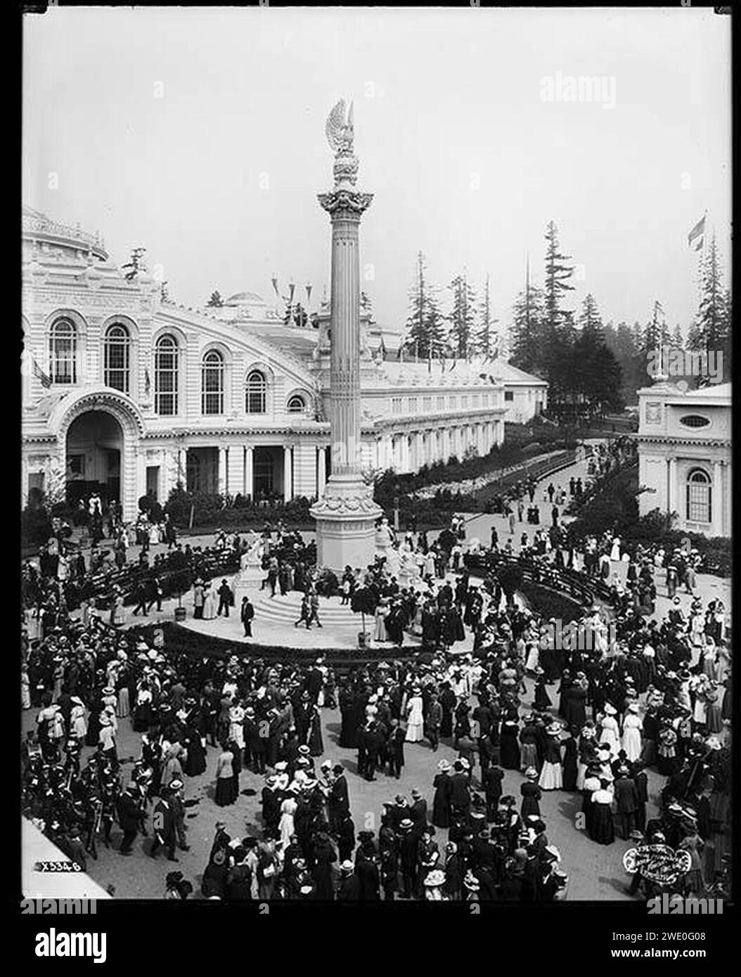 Alaska Monument at the Alaska-Yukon-Pacific Exposition, Seattle, 1909 ...