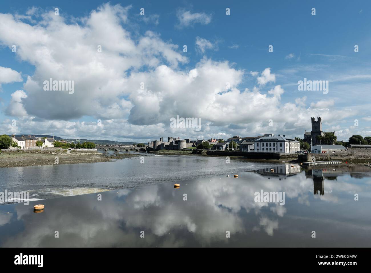 Discover limerick hi-res stock photography and images - Alamy