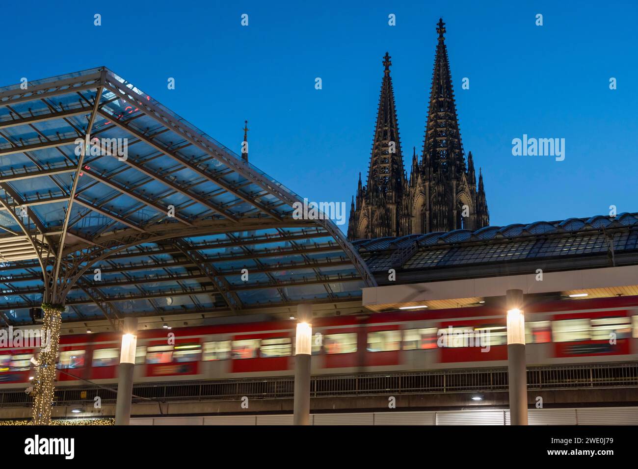 Cologne Central Station, view from Breslauer Platz, Cologne Cathedral ...