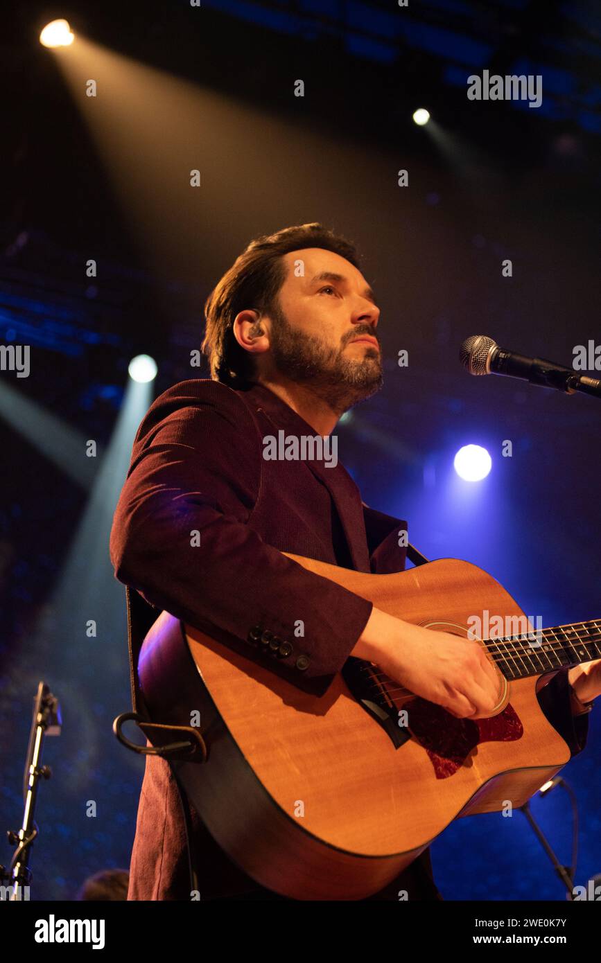 Glasgow Scotland. 21 January 2024. Roddy Hart, Scottish singer ...