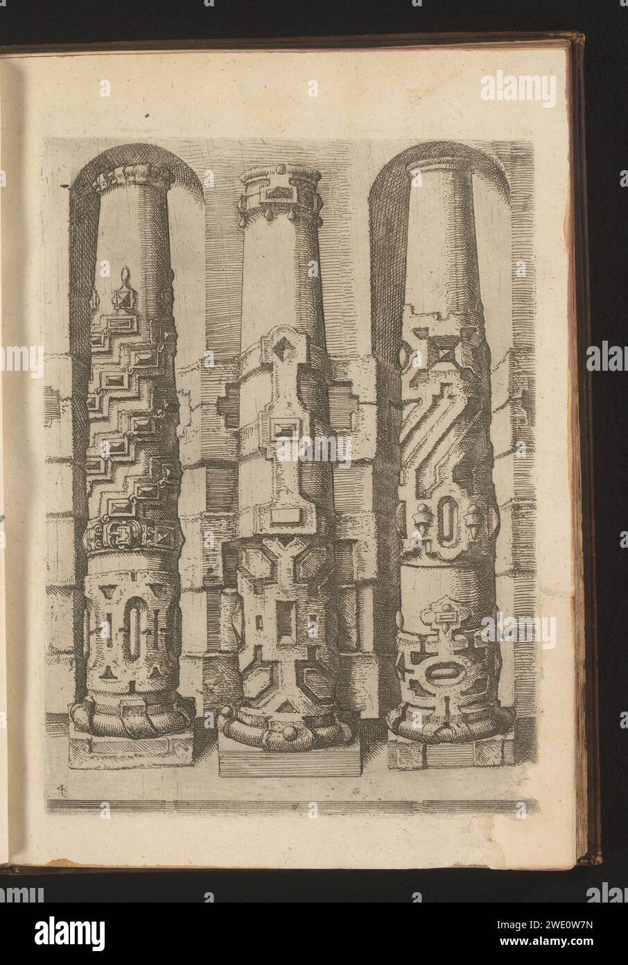 4 numbered columns hi-res stock photography and images - Alamy