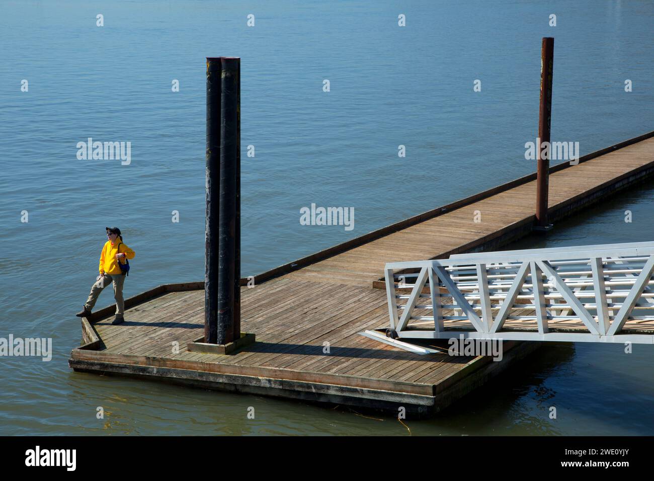 Dock on Columbia River, Steamboat Landing Park, Camas, Washington Stock ...