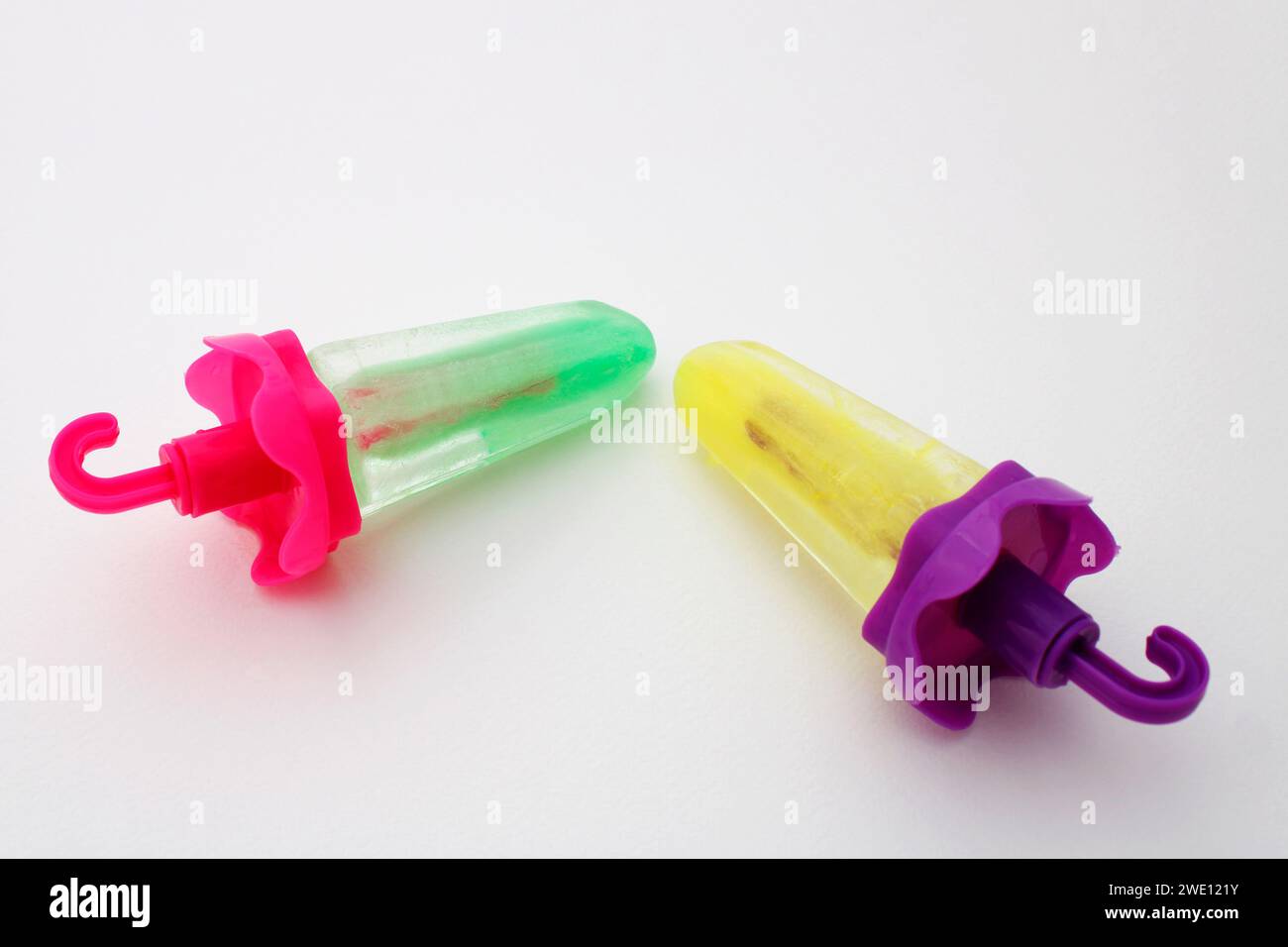 Homemade green and yellow water ice cream Stock Photo - Alamy