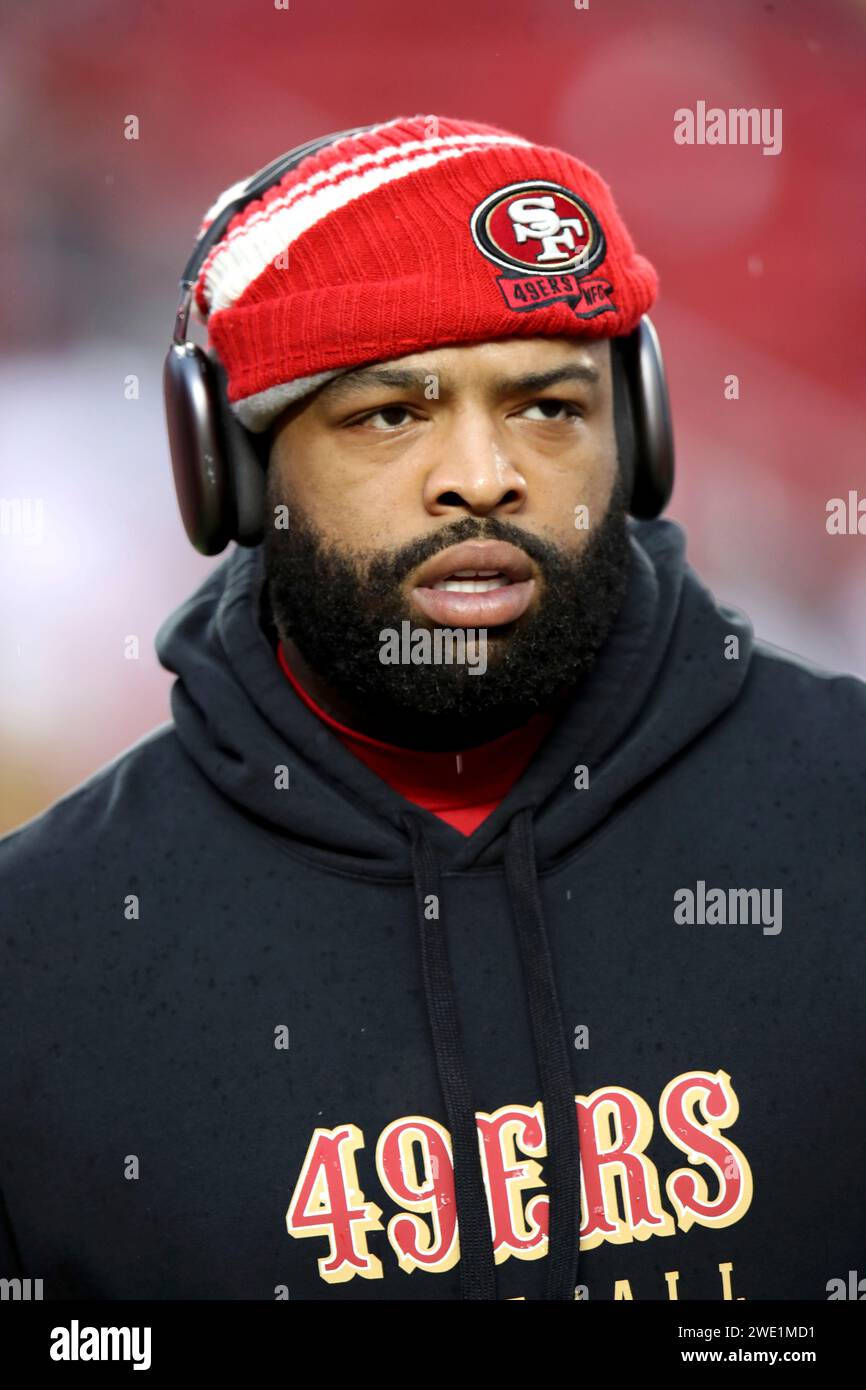 San Francisco 49ers offensive tackle Trent Williams (71) warms up ...