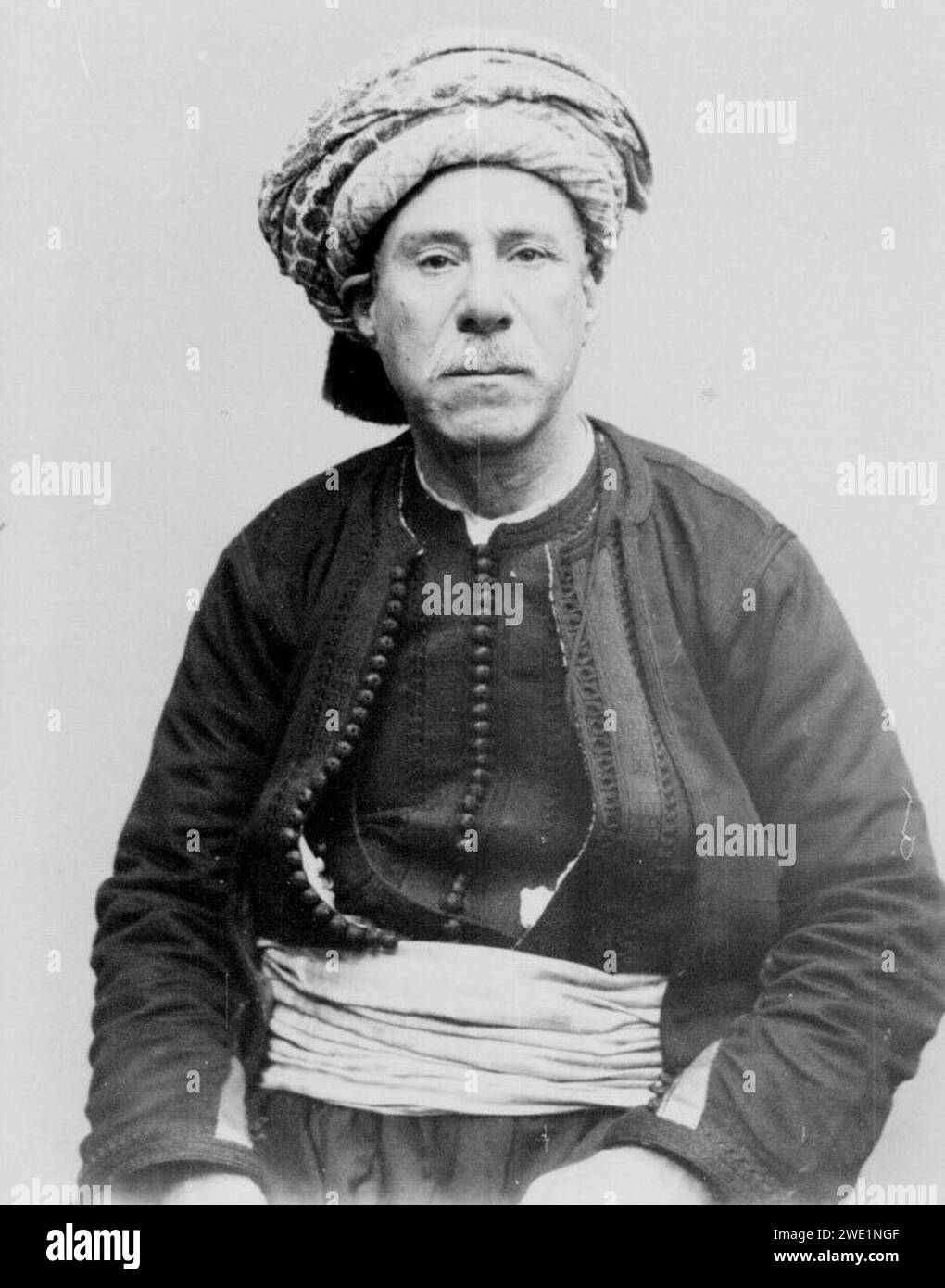 Algérois en costume traditionnel 2 Stock Photo - Alamy