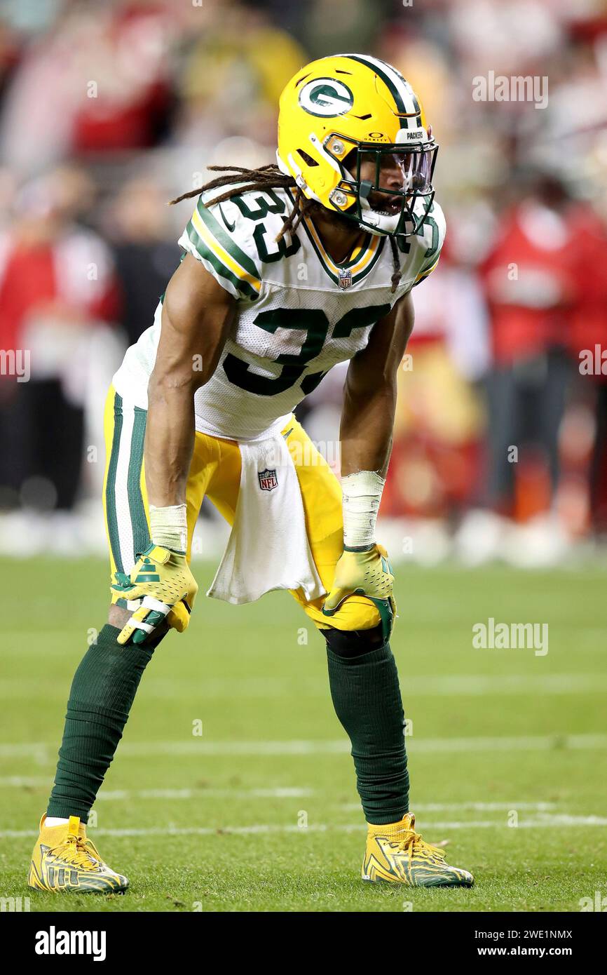 Green Bay Packers running back Aaron Jones (33) lines up in the ...